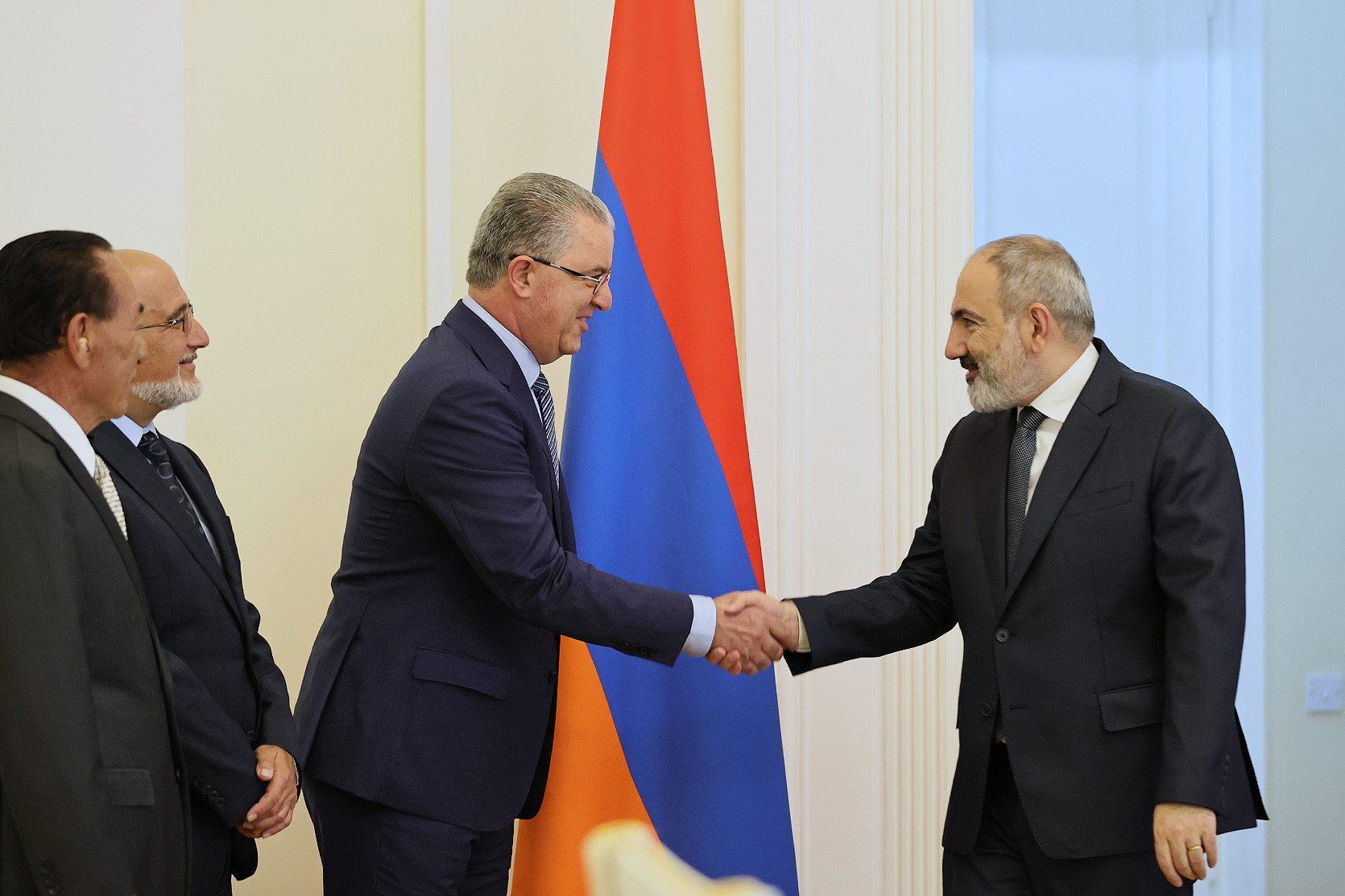 The Prime Minister receives the representatives of the SDHP - Press ...